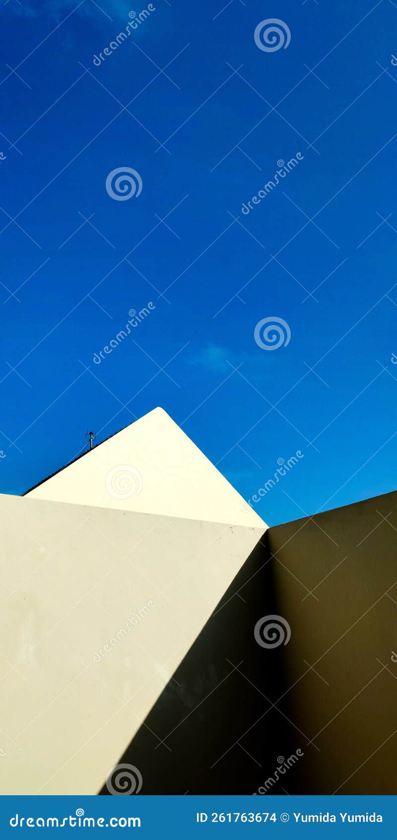 Building Corner stock photo. Image of design, wing, reflection - 261763674