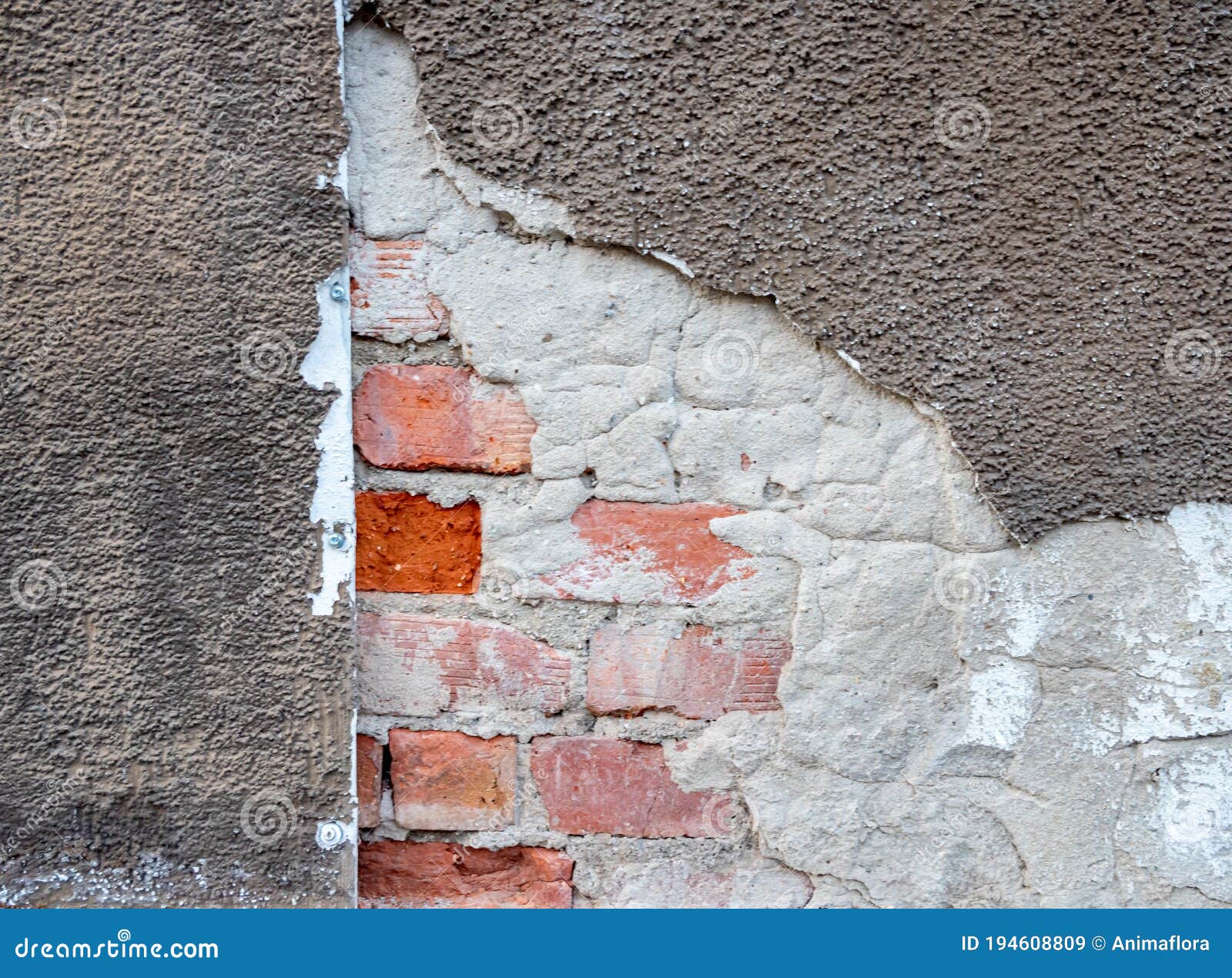 Building Damage Crack Wall At The House Royalty-Free Stock Photography ...