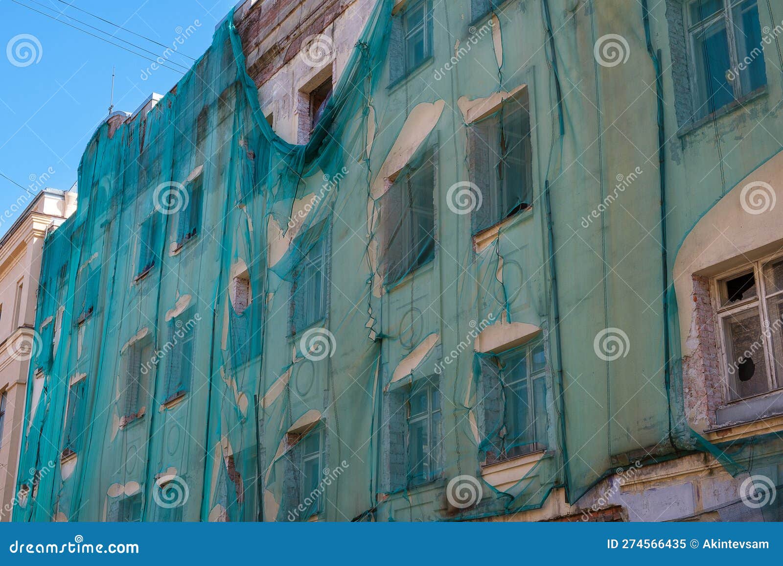 Green Safety Net on Old Building Facade Stock Image - Image of facade ...