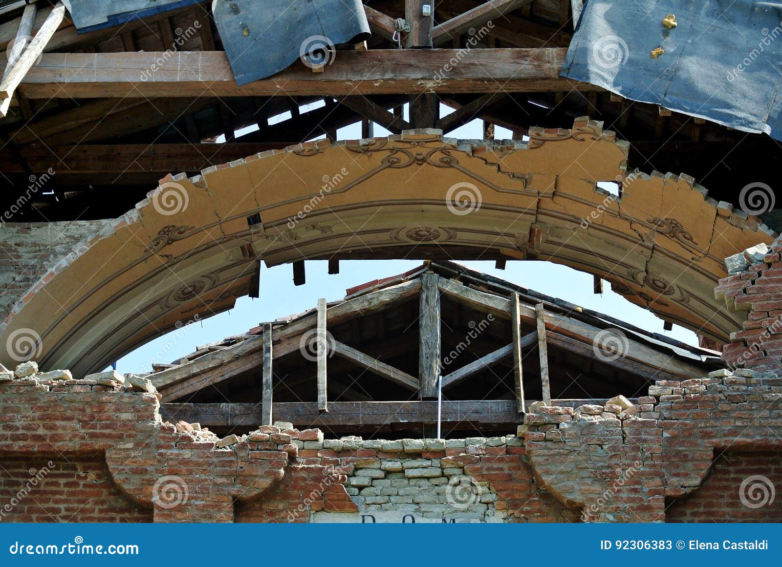 Building Destroyed by the Earthquake Stock Image - Image of destruction ...