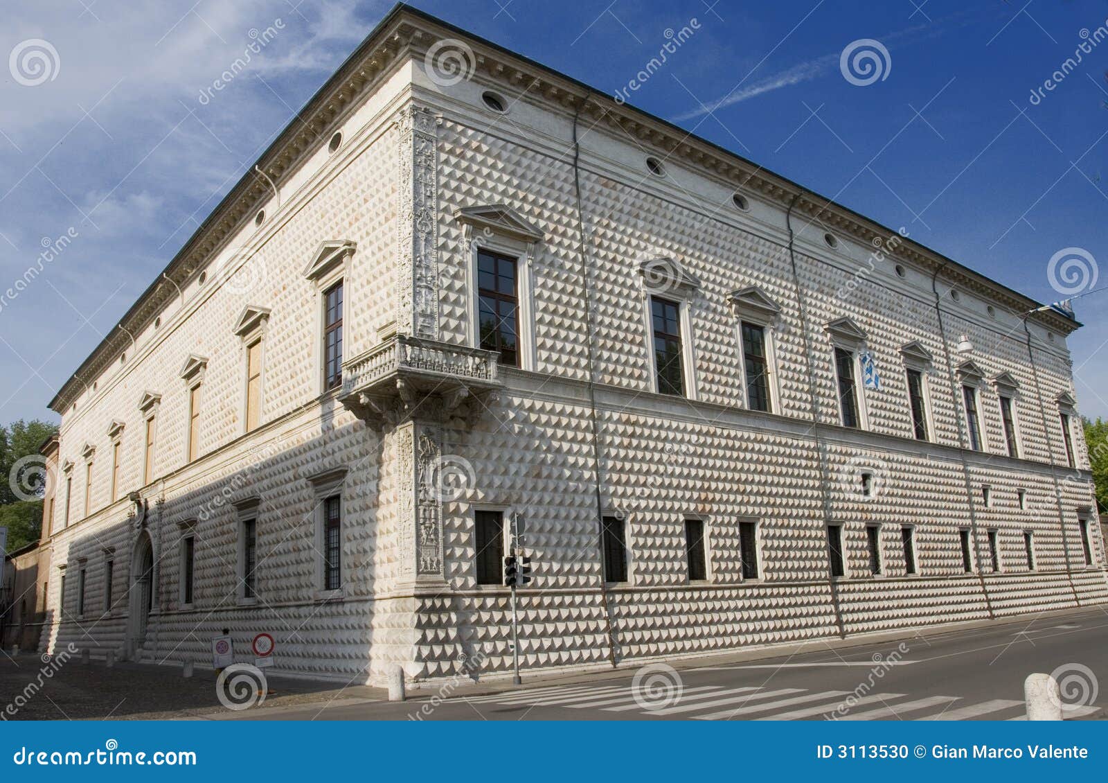 Building of Diamonds stock photo. Image of ferrara, architecture - 3113530