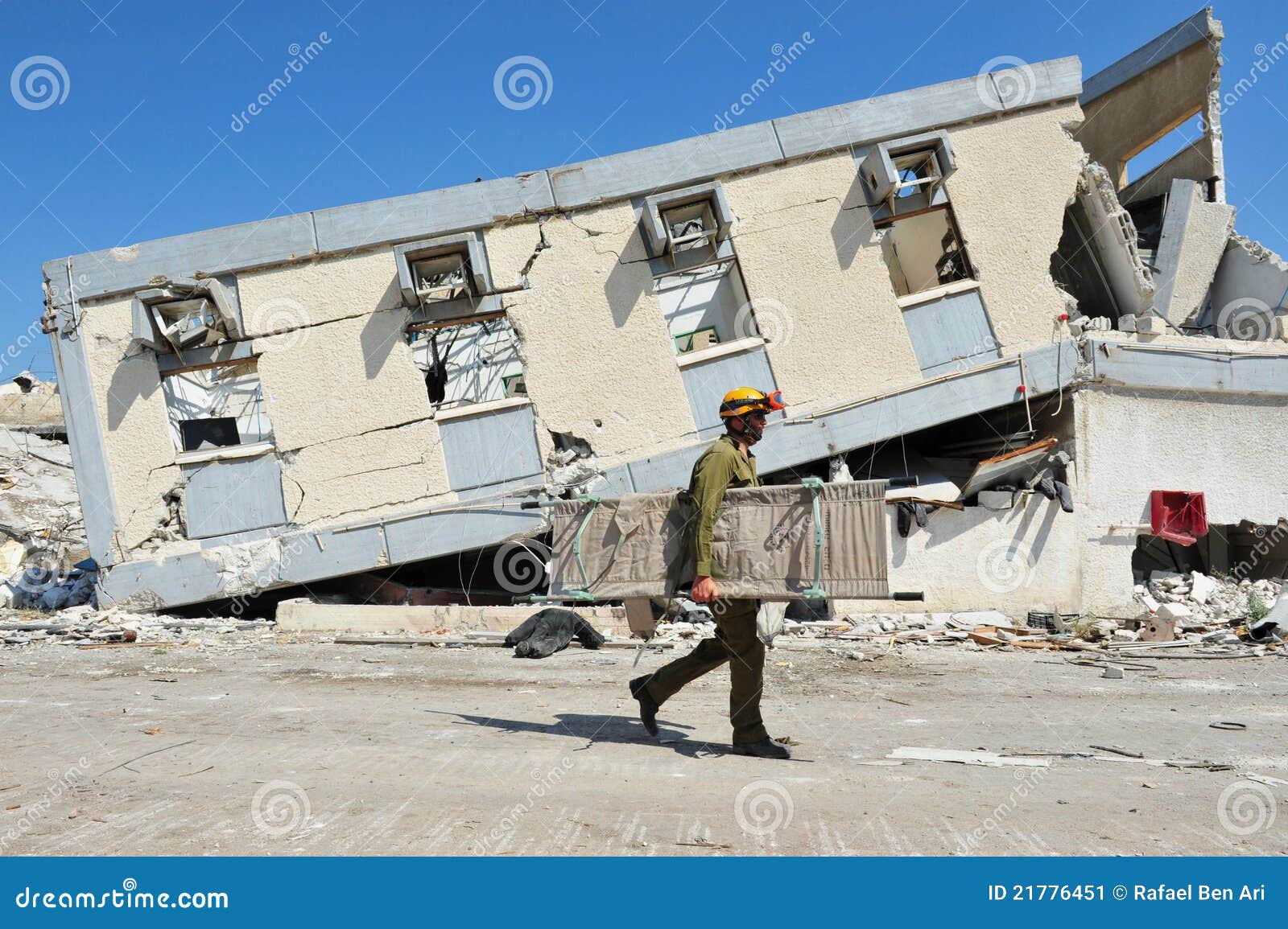 Building Emergency Disaster Editorial Photo - Image of destruction ...