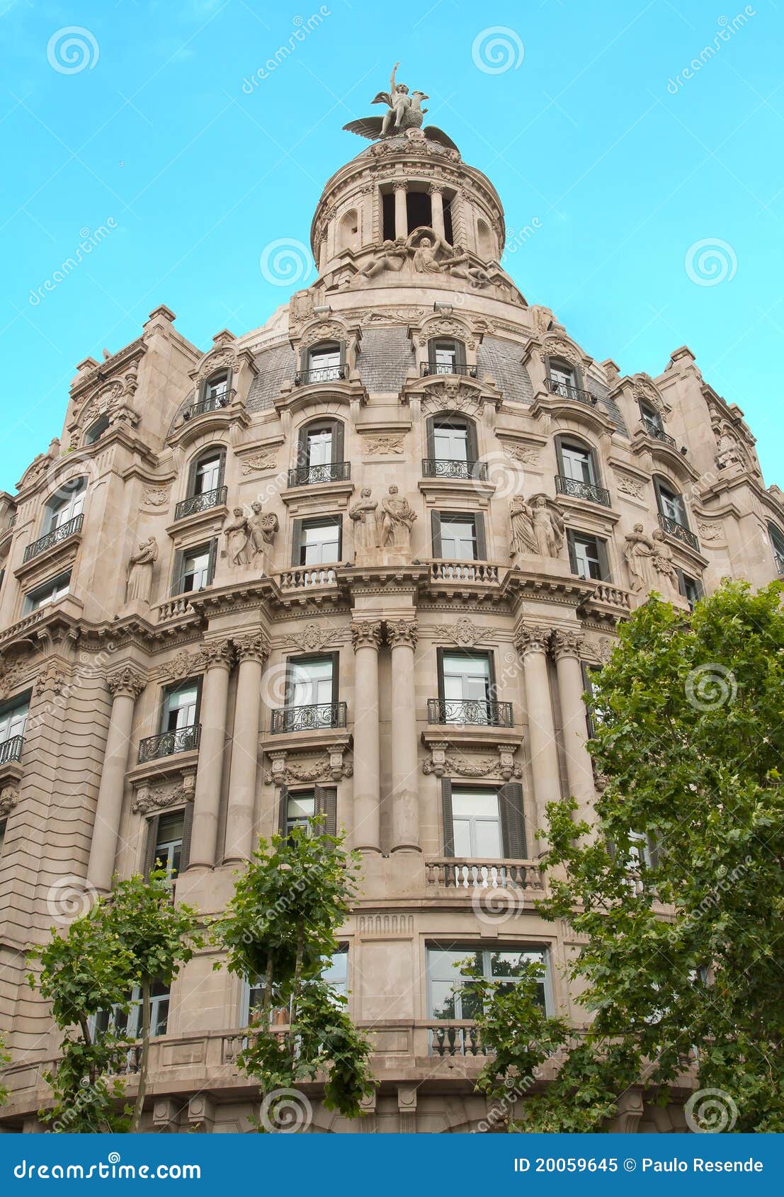 Building Exterior in Barcelona Stock Image - Image of urban, exterior ...