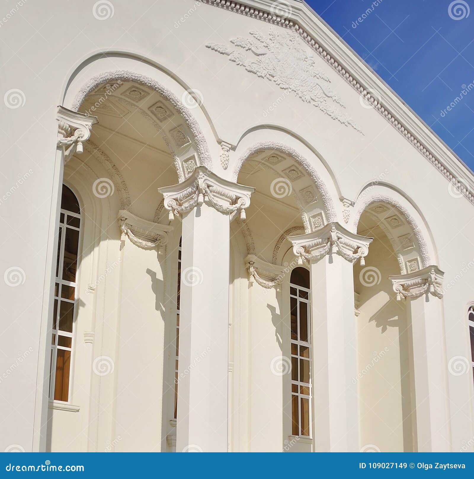 Building Facade with Corinthian Columns Stock Image - Image of bank ...