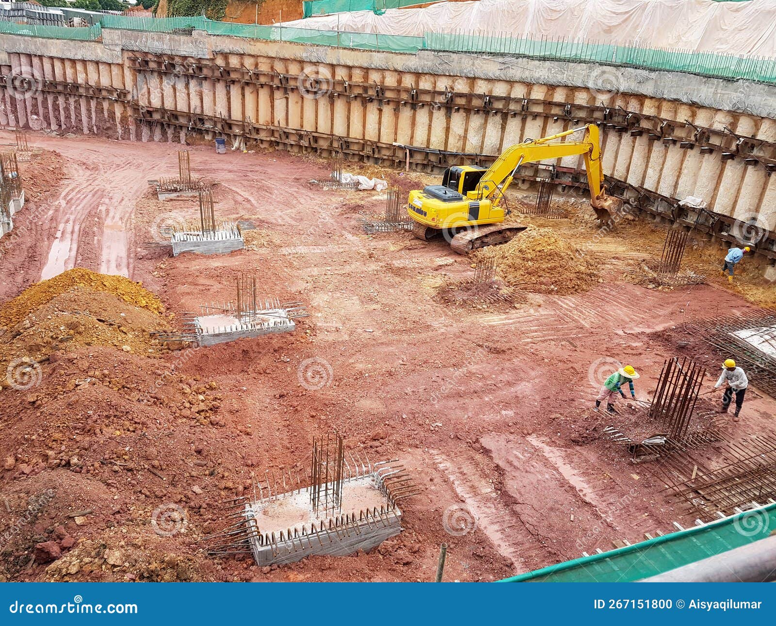 Building Foundation Construction Work is Being Carried Out Briskly at ...