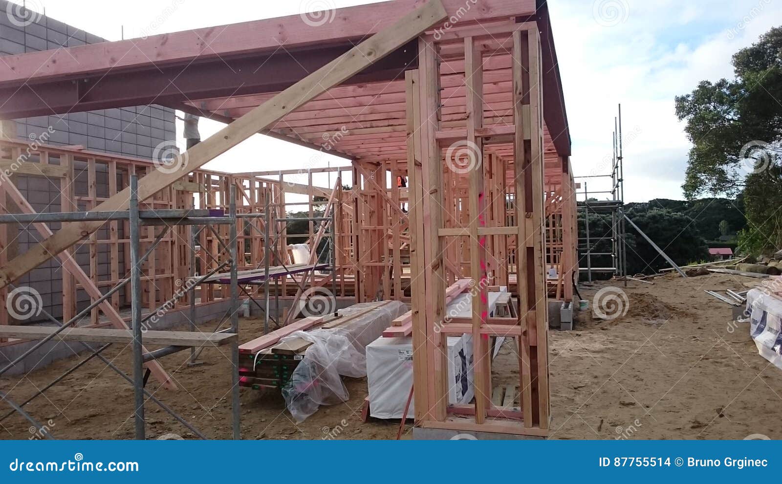 Building stock photo. Image of nogs, lumber, framing - 87755514
