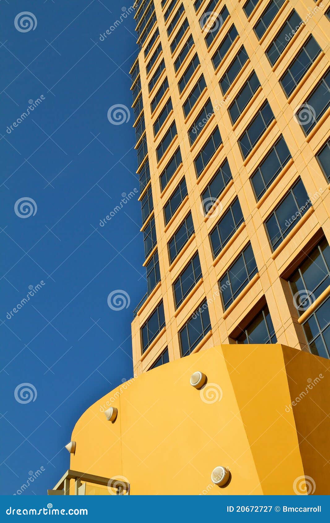 Building Frontage - CloseUp02 Stock Image - Image of rental, column ...