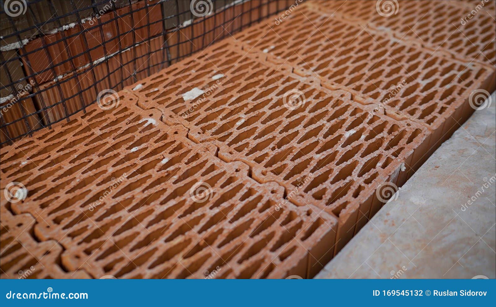 Warm Pottery and Ceramic Brickwork , Reinforcing Belt Formwork ...