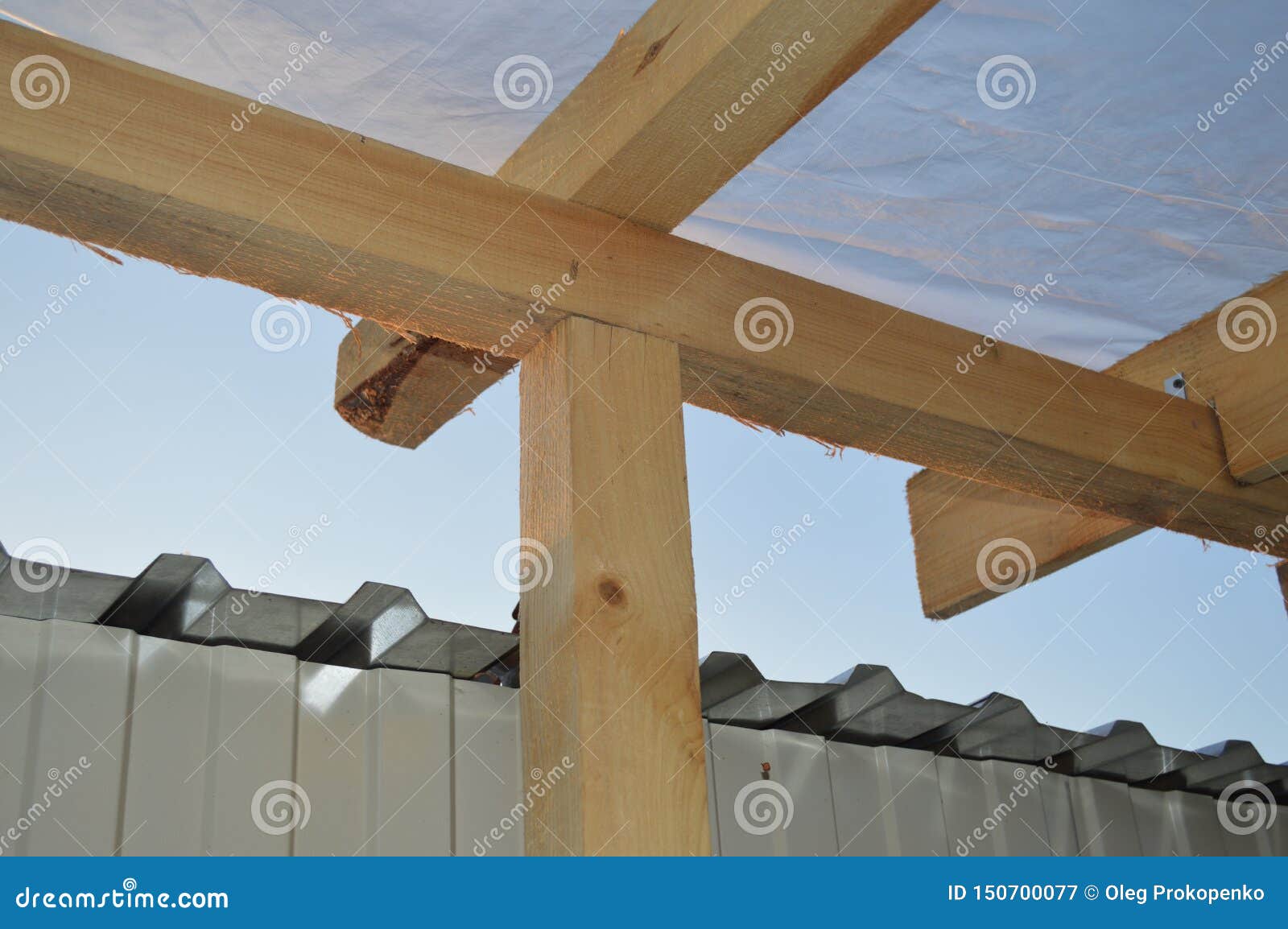 Building Knots and Designs from a Tree, Fastening of a Framework Stock ...