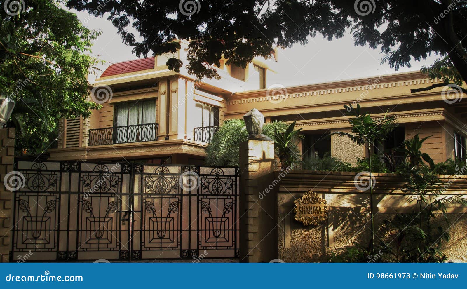 Building lavish mansion stock image. Image of lavish - 98661973