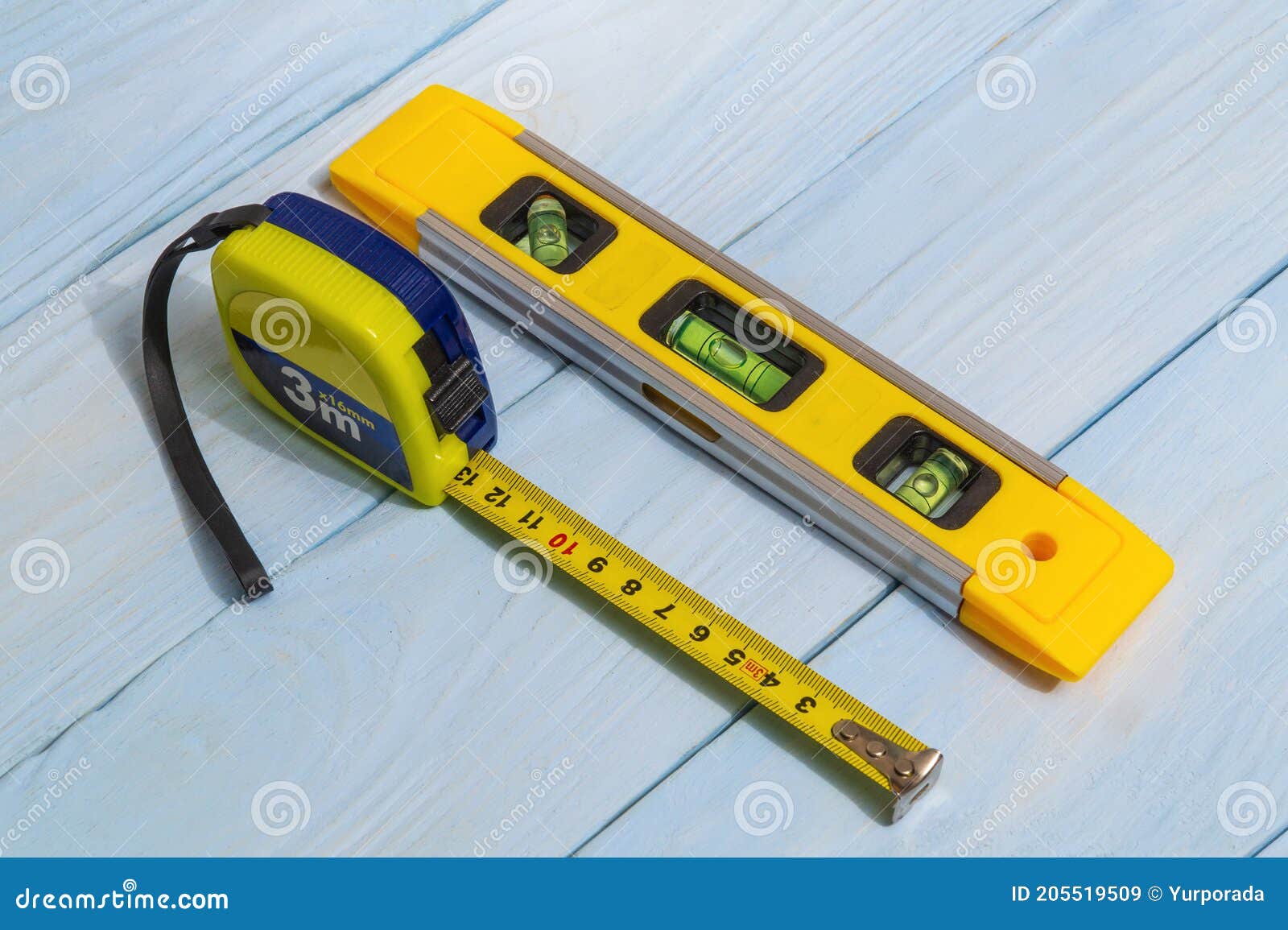 Building Level and Construction Tape Measure for Leveling or Measuring ...