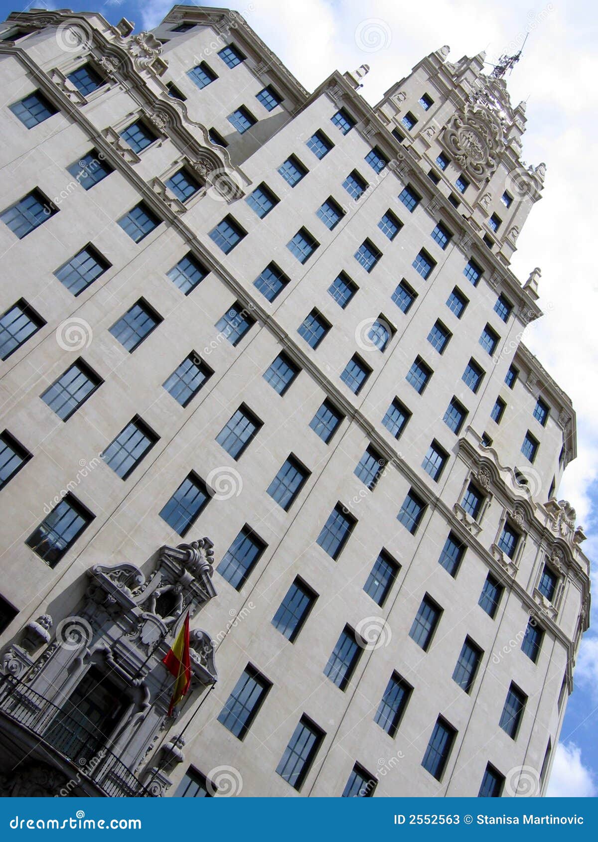 Building in Madrid stock image. Image of white, architecture - 2552563