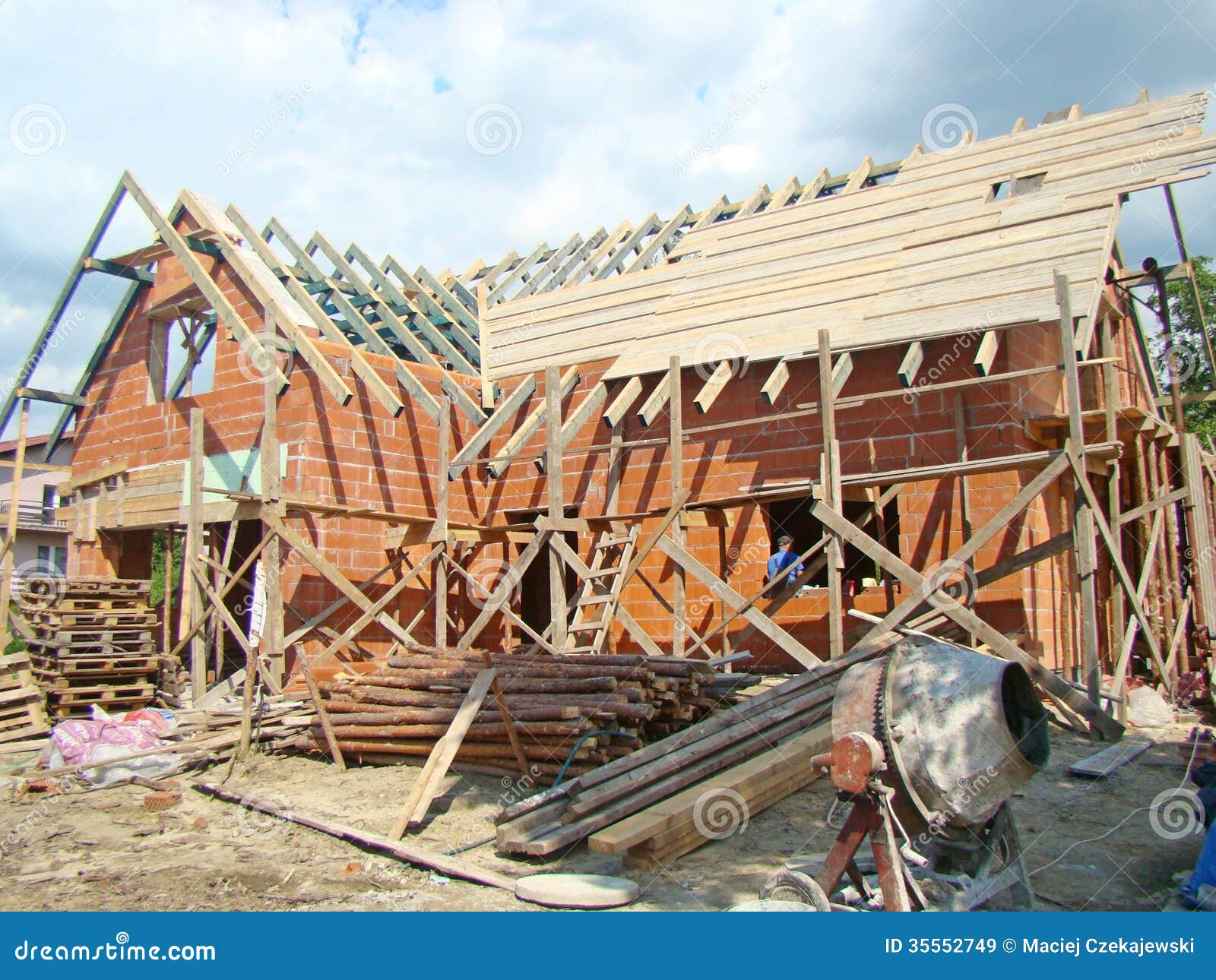 Building a new house stock image. Image of design, disarray - 35552749