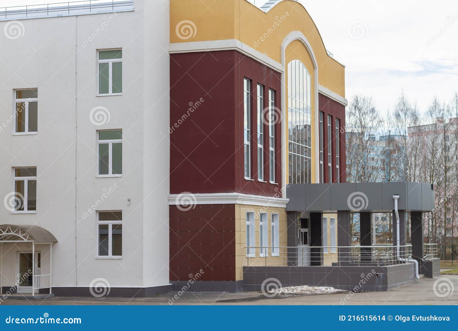 The Building of a New Modern School in Russia Stock Photo - Image of ...