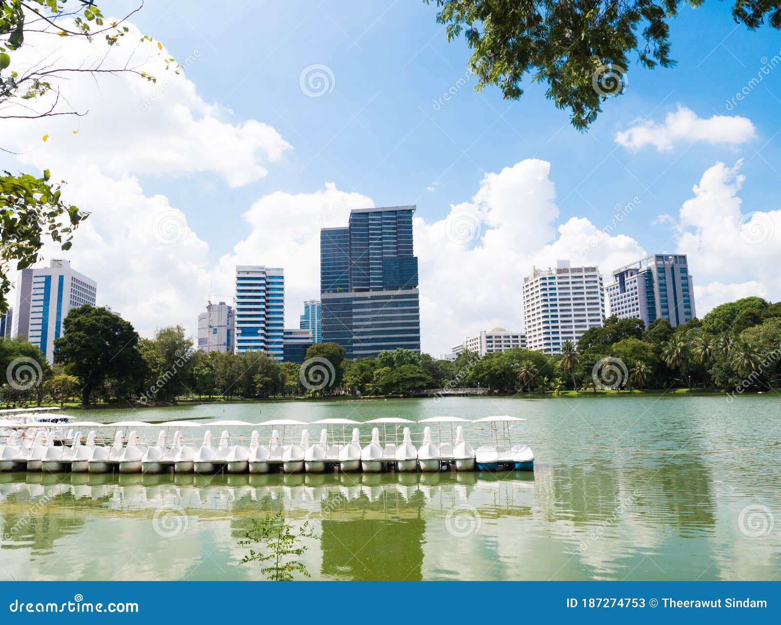 Building Outside Public Park Stock Image - Image of rama, building ...