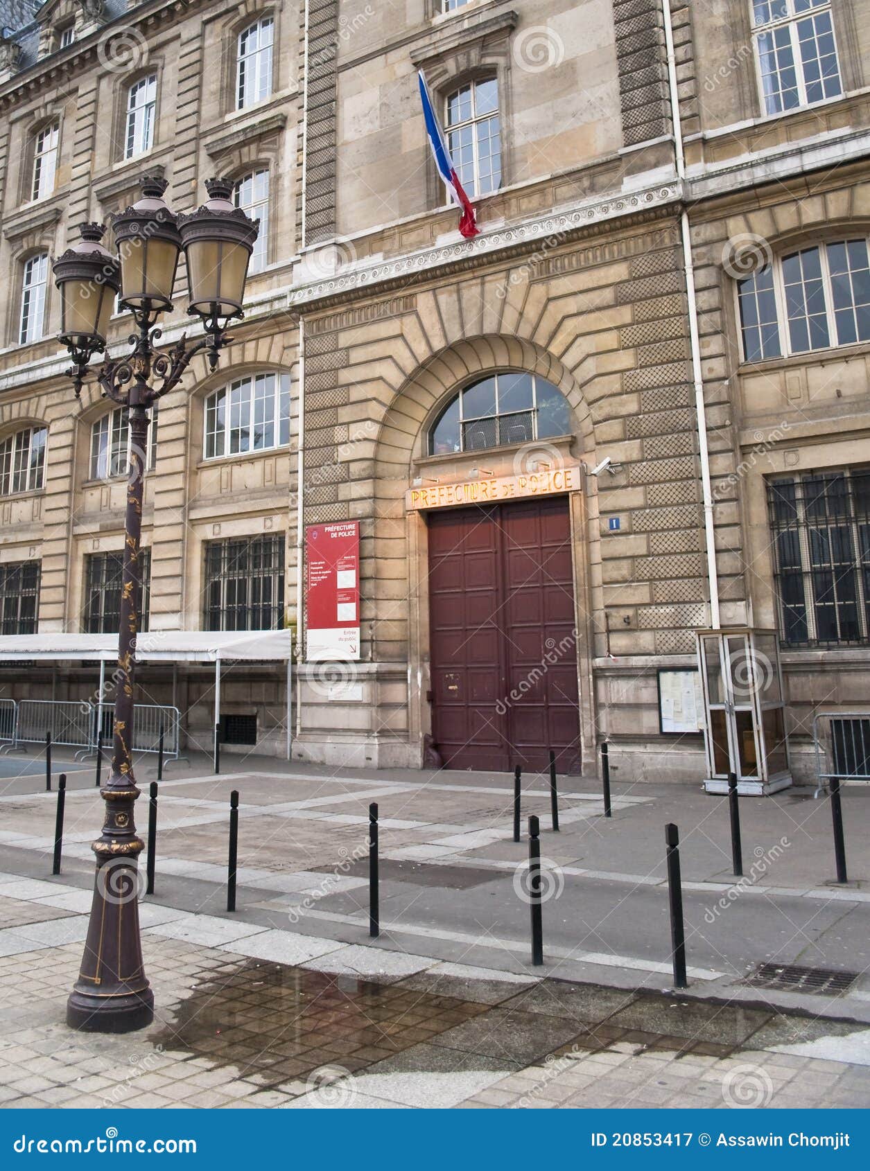 Building in Paris stock image. Image of europe, beauty - 20853417