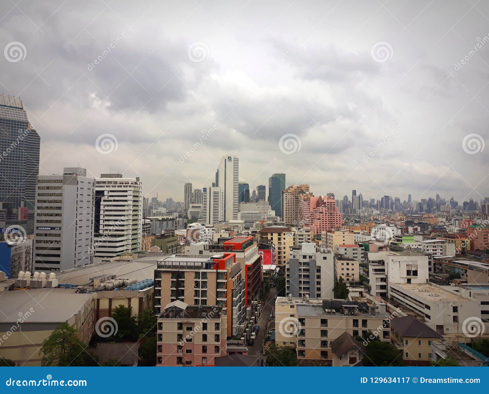 The building in the rain. editorial photography. Image of rain - 129634117