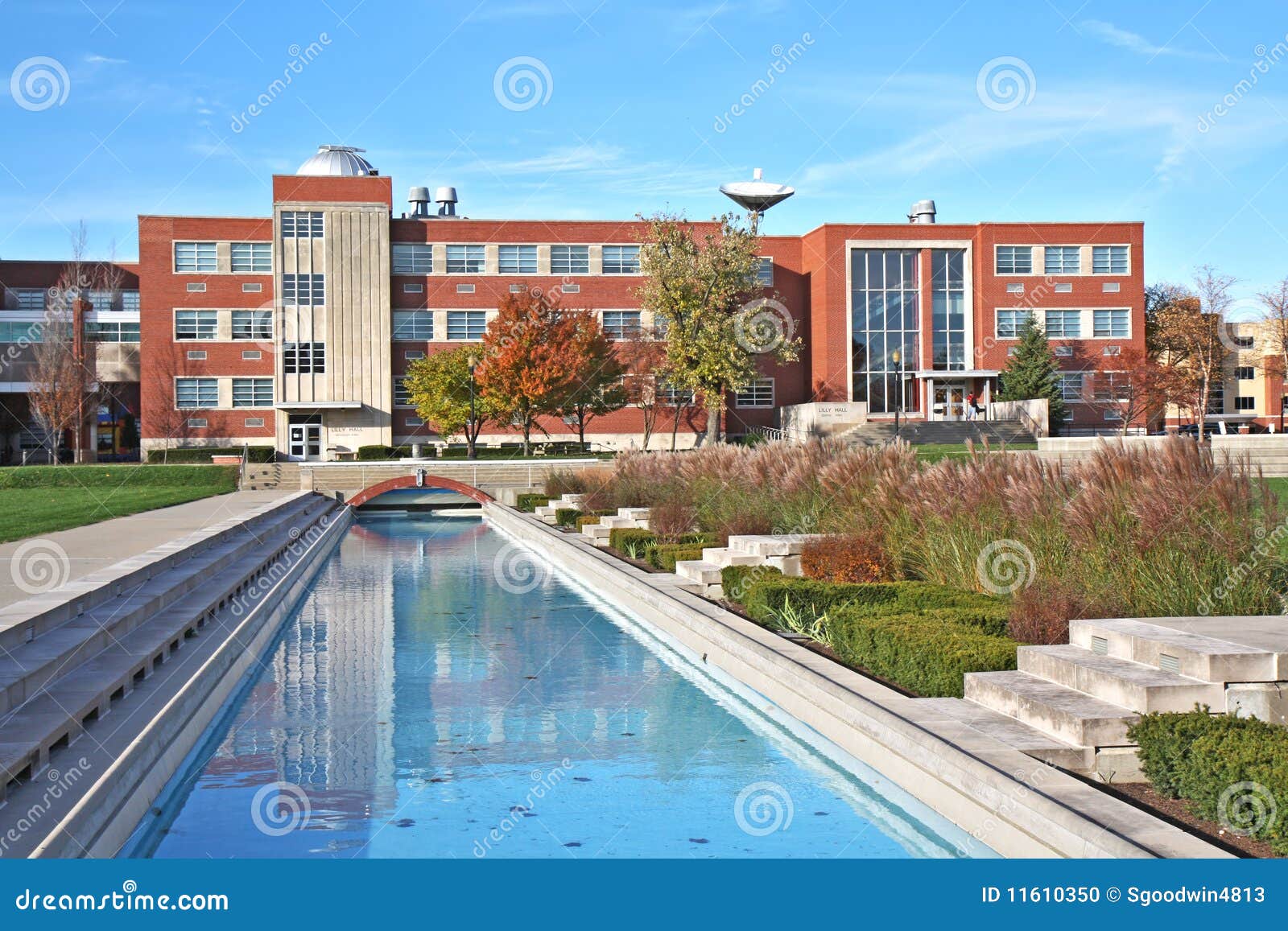 Building and Reflecting Pool on a University Campu Stock Photo - Image ...