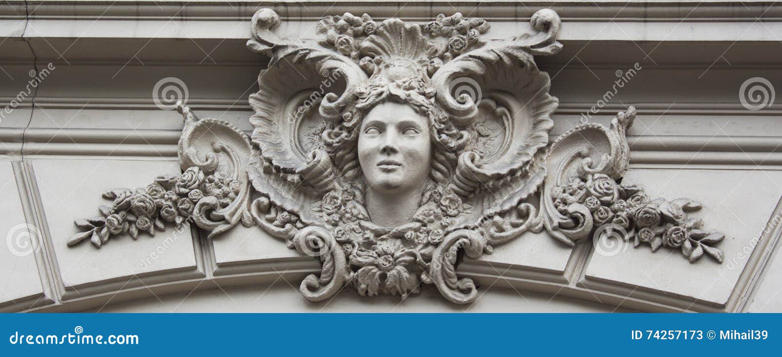 Building Sculpture Bas-relief Stock Image - Image of beauty, greek ...