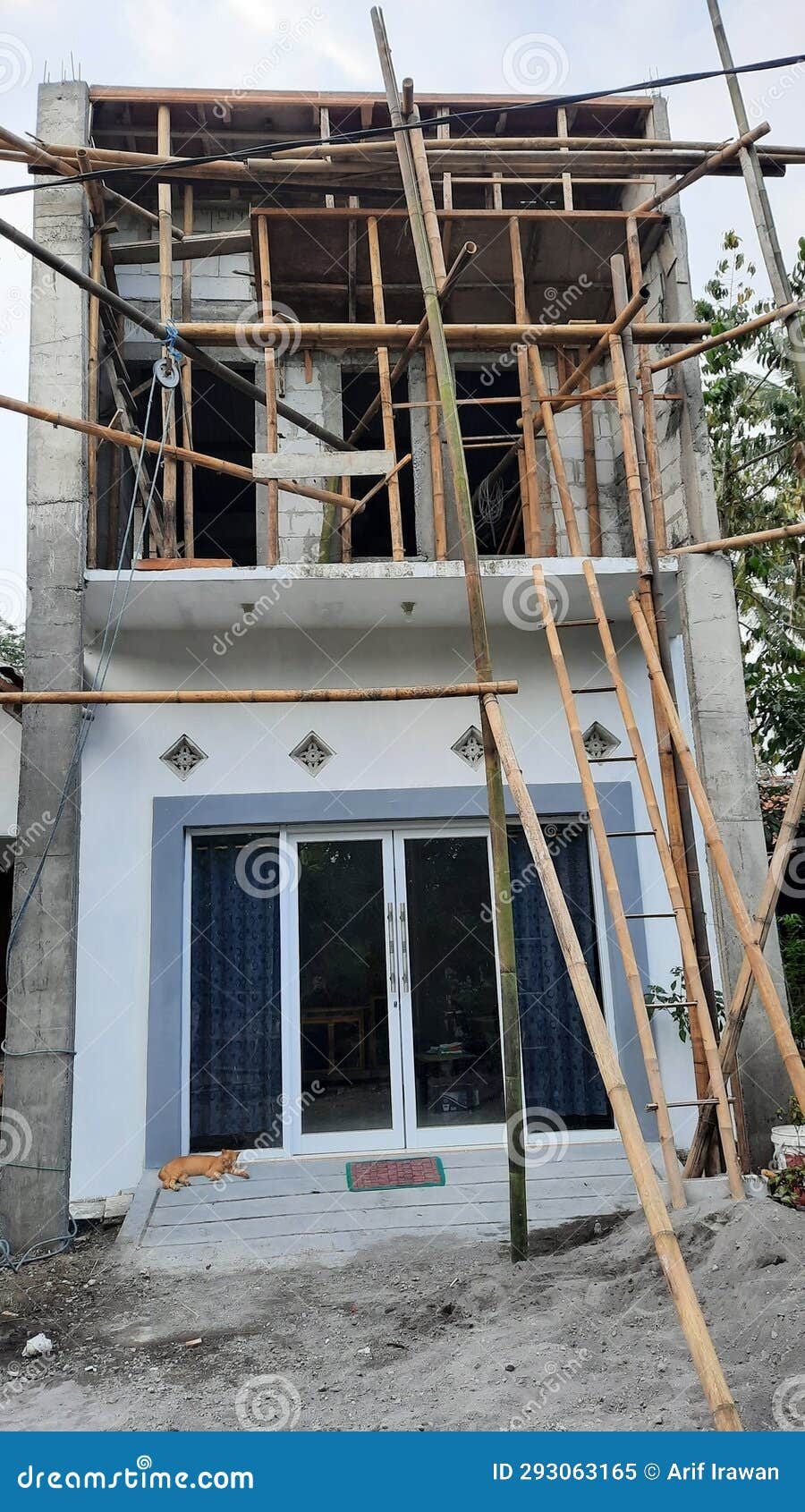 BUILDING SECOND FLOOR MODERN STRUCTURE FUTURISTIC Stock Image - Image ...