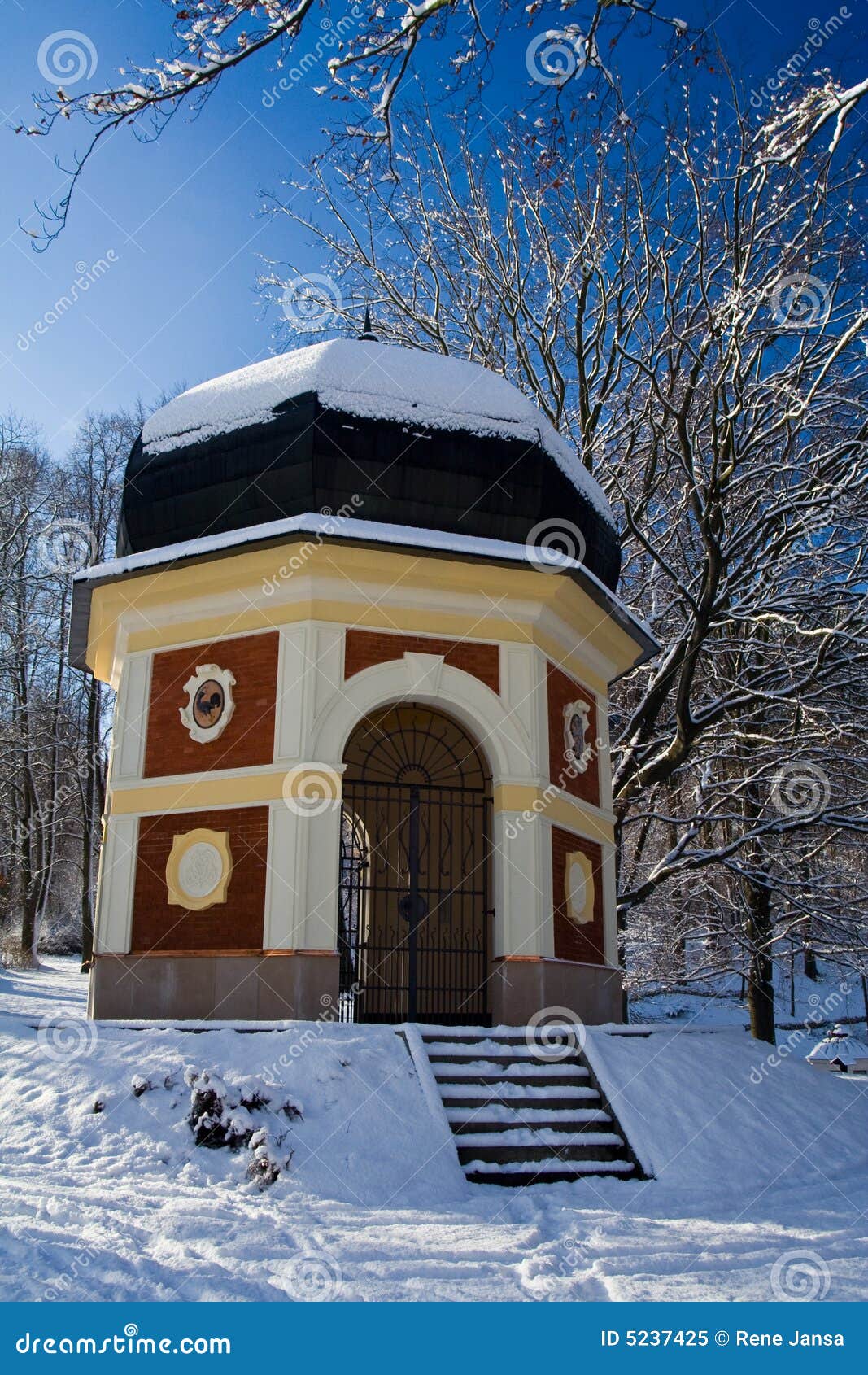 Building in the Snow stock image. Image of monument, tree - 5237425