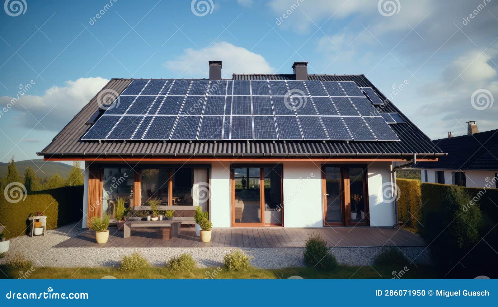 Building with Solar Panels on the Roof Stock Illustration ...