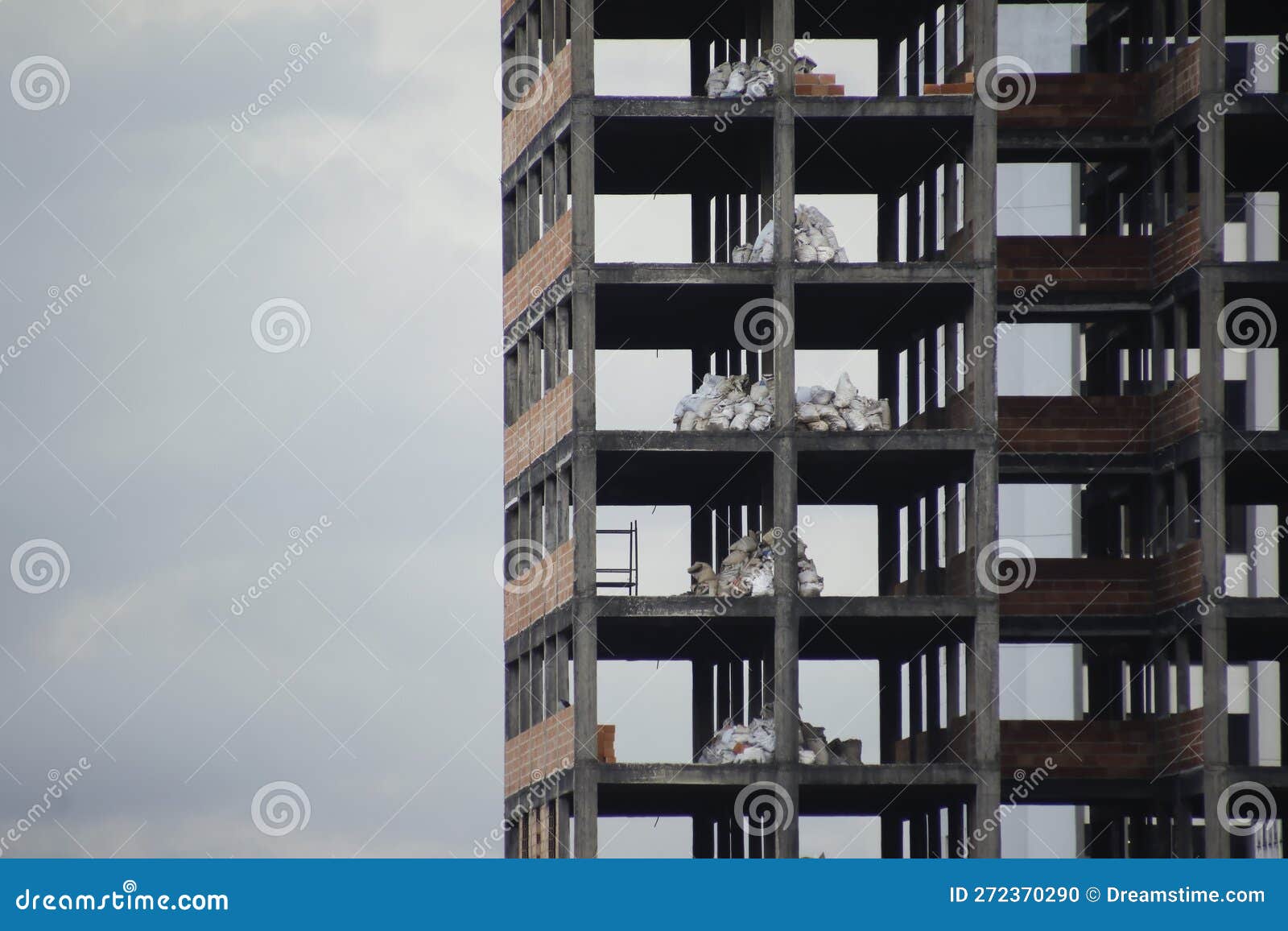 Building Structure Under Construction and Columns without Walls Stock ...