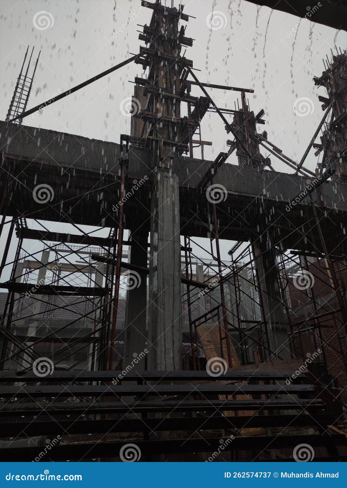 Building Structure Under Rain Stock Image - Image of unfinished ...