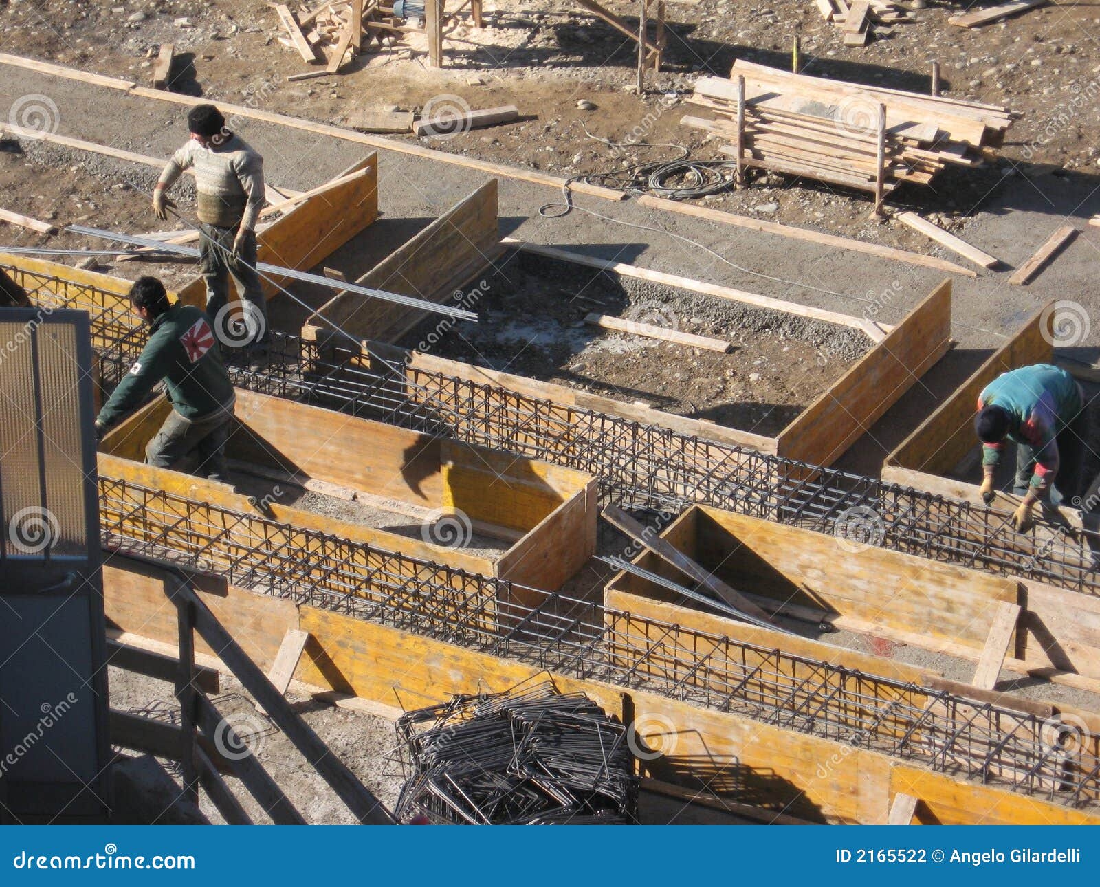 Building Under Construction Stock Photo - Image of reinforced, concrete ...
