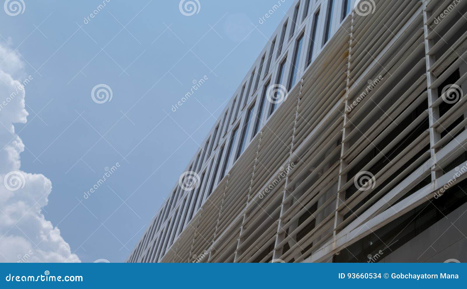 Building Viewpoint in Up Angle Stock Photo - Image of exterior ...