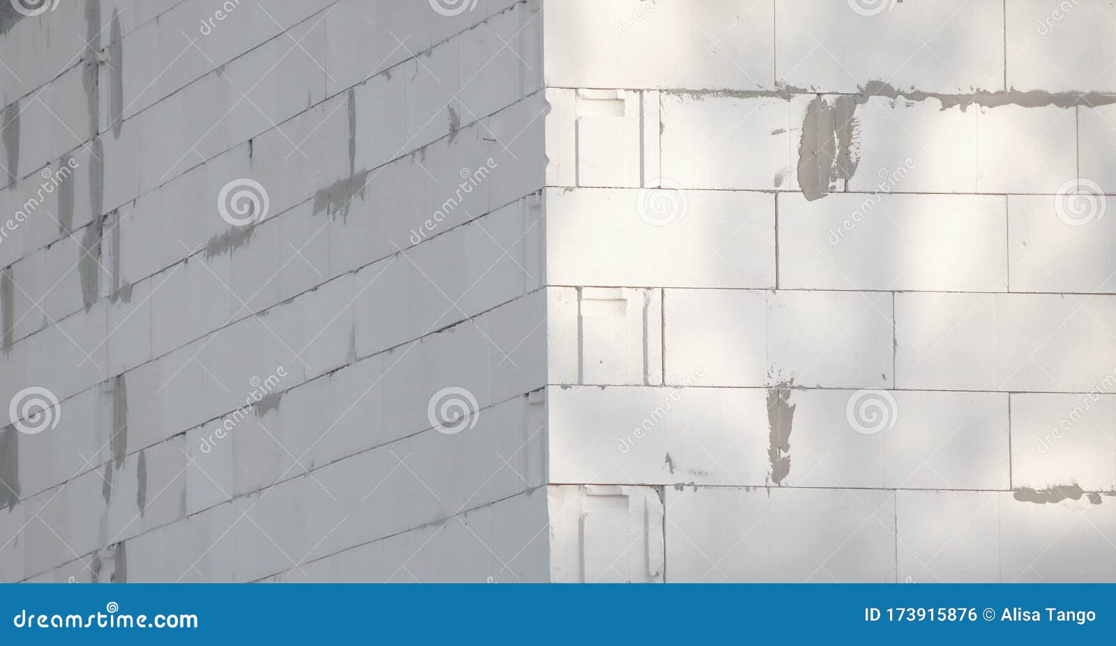 Building a Wall of Gas Silicate Blocks Stock Photo - Image of wall ...