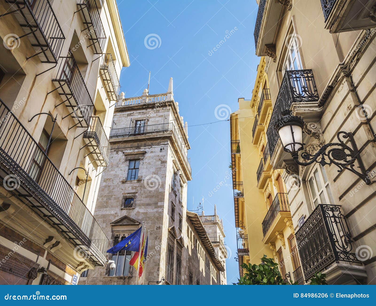 Buildings Architecture in Valencia Editorial Photo - Image of exterior ...