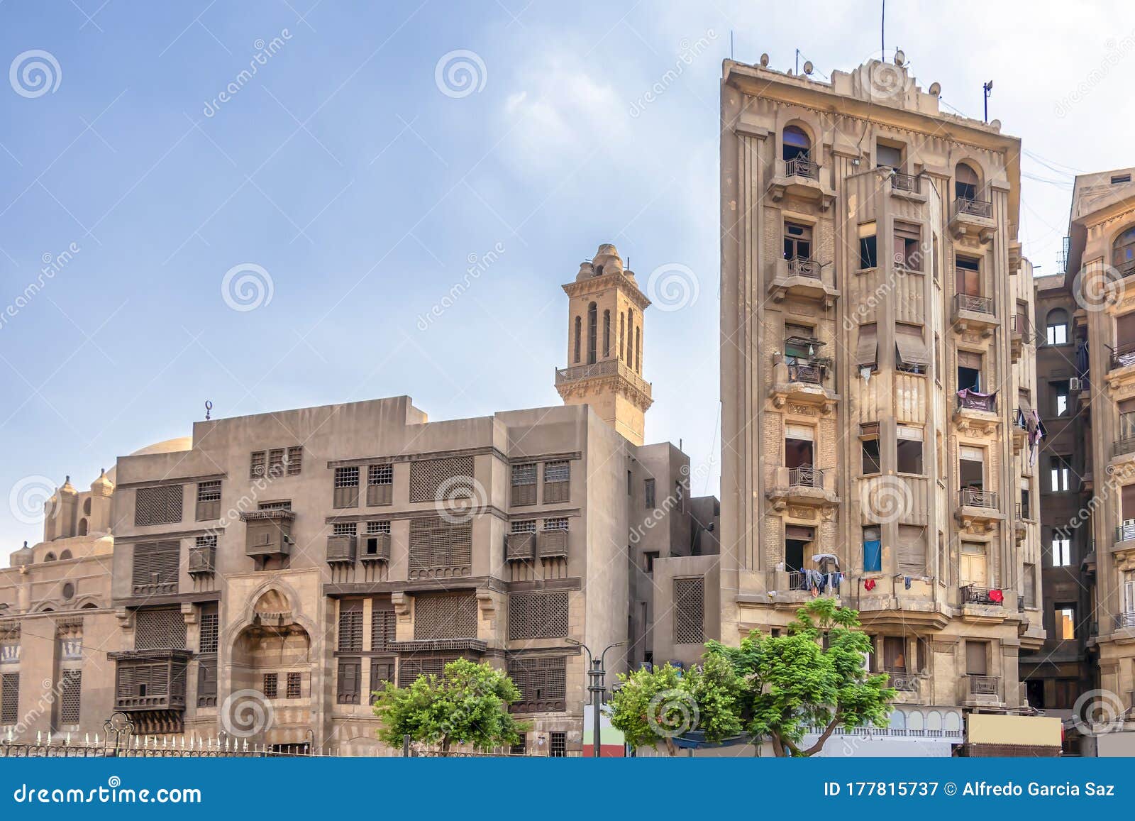 Poor Buildings of Cairo stock image. Image of view, arabic - 177815737