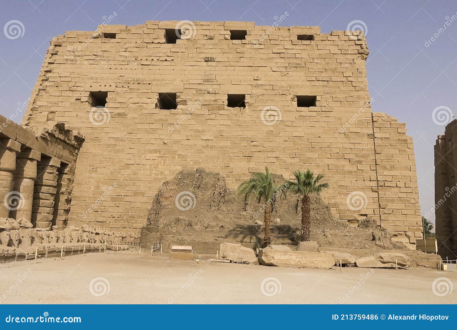 Buildings and Columns of Ancient Egyptian Megaliths. Ancient Ruins of ...