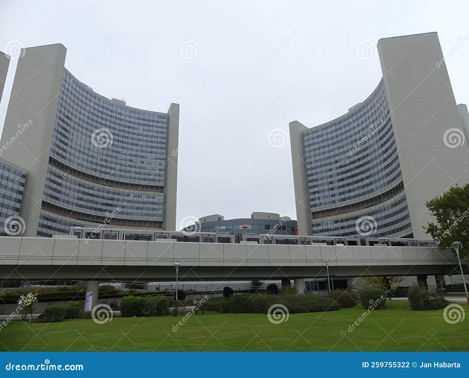 Buildings of the International Center in Vienna Stock Photo - Image of ...