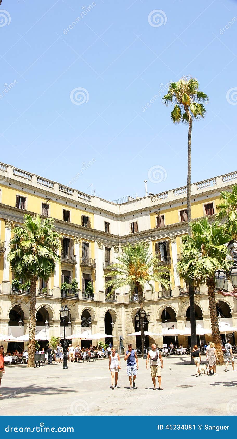 Buildings in the Plaza Real Editorial Photo - Image of tourism, place ...