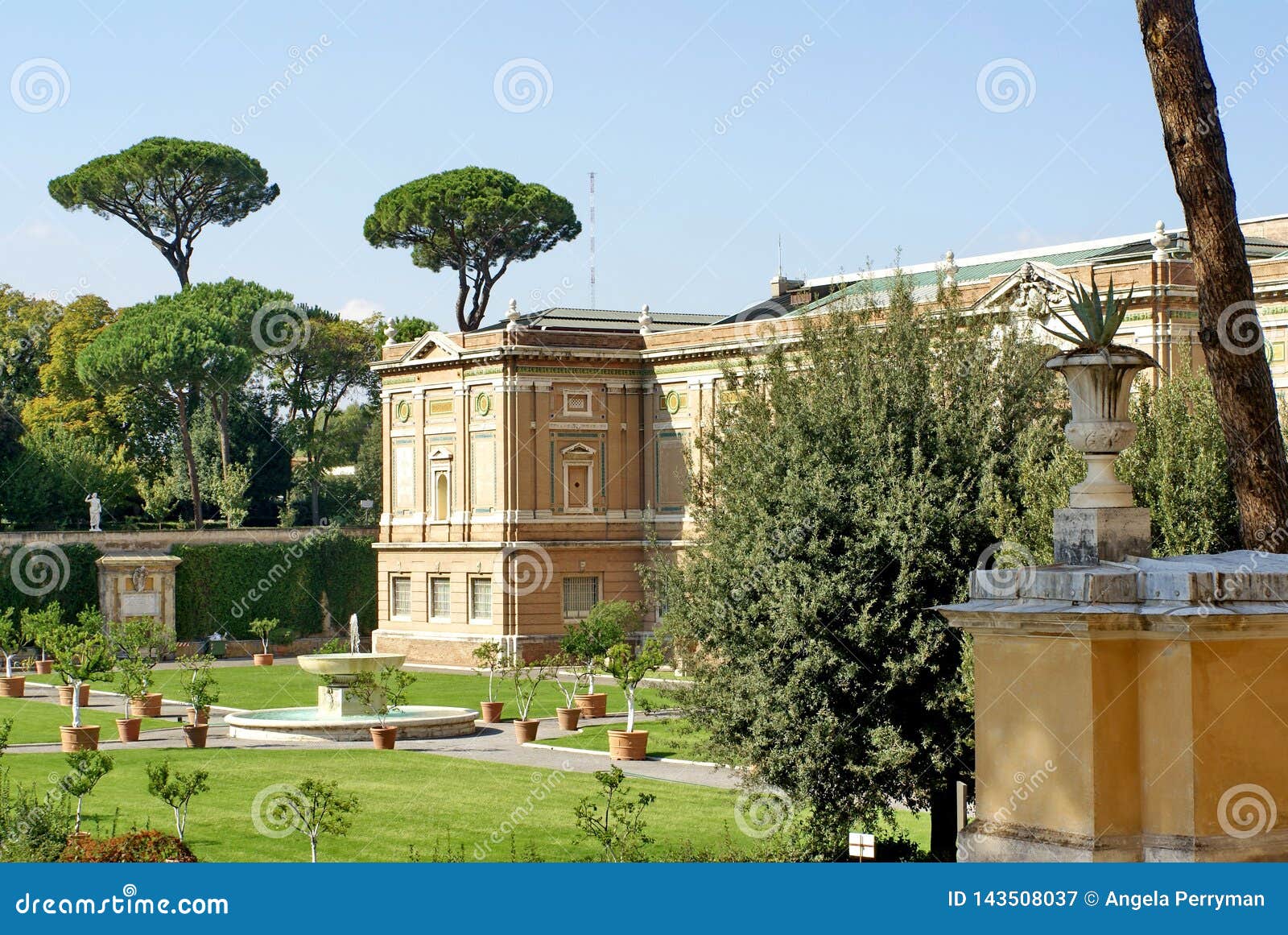 Architecture in the Vatican Editorial Photography - Image of ...