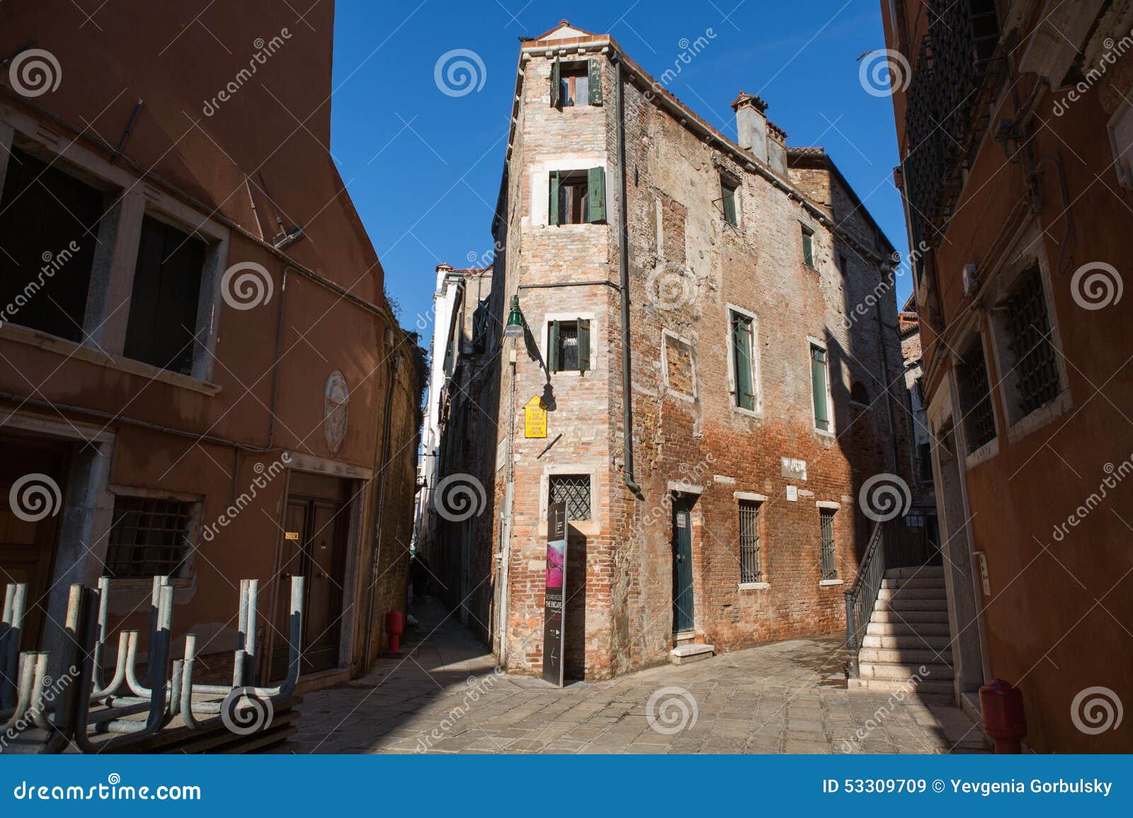 Buildings in Venice editorial stock image. Image of buildings - 53309709