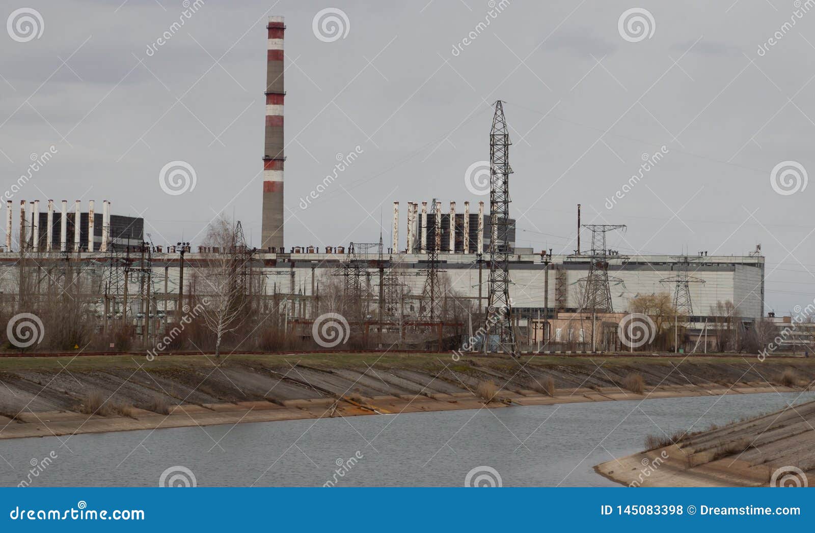 Built a New Sarcophagus Over the 4th Reactor, New Sarcophagus Over the ...