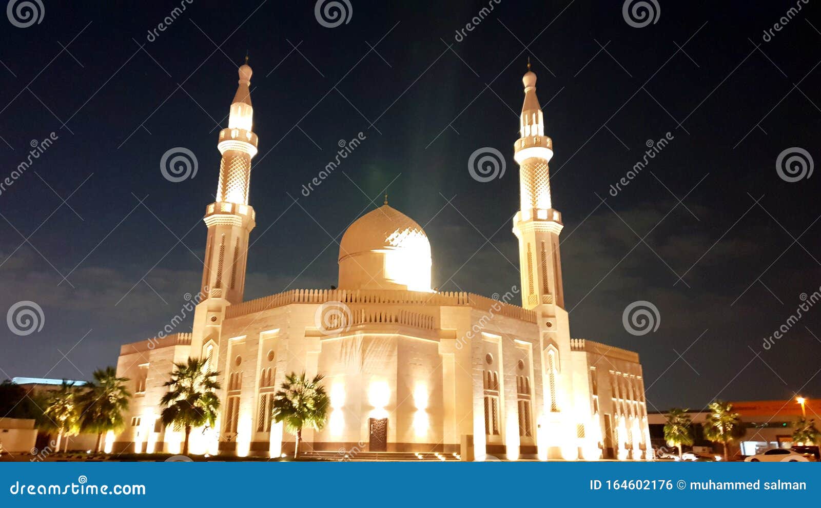 Buitiful mosque in Dubai stock photo. Image of mosque - 164602176