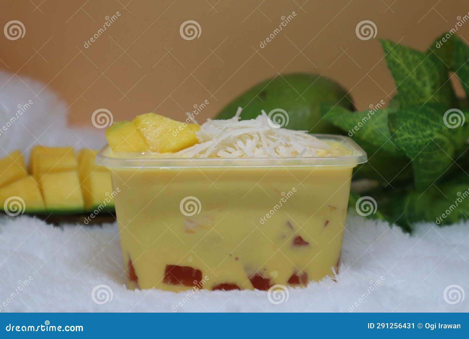 Buko Mango Dessert Aesthetic Stock Image - Image of buttercream ...