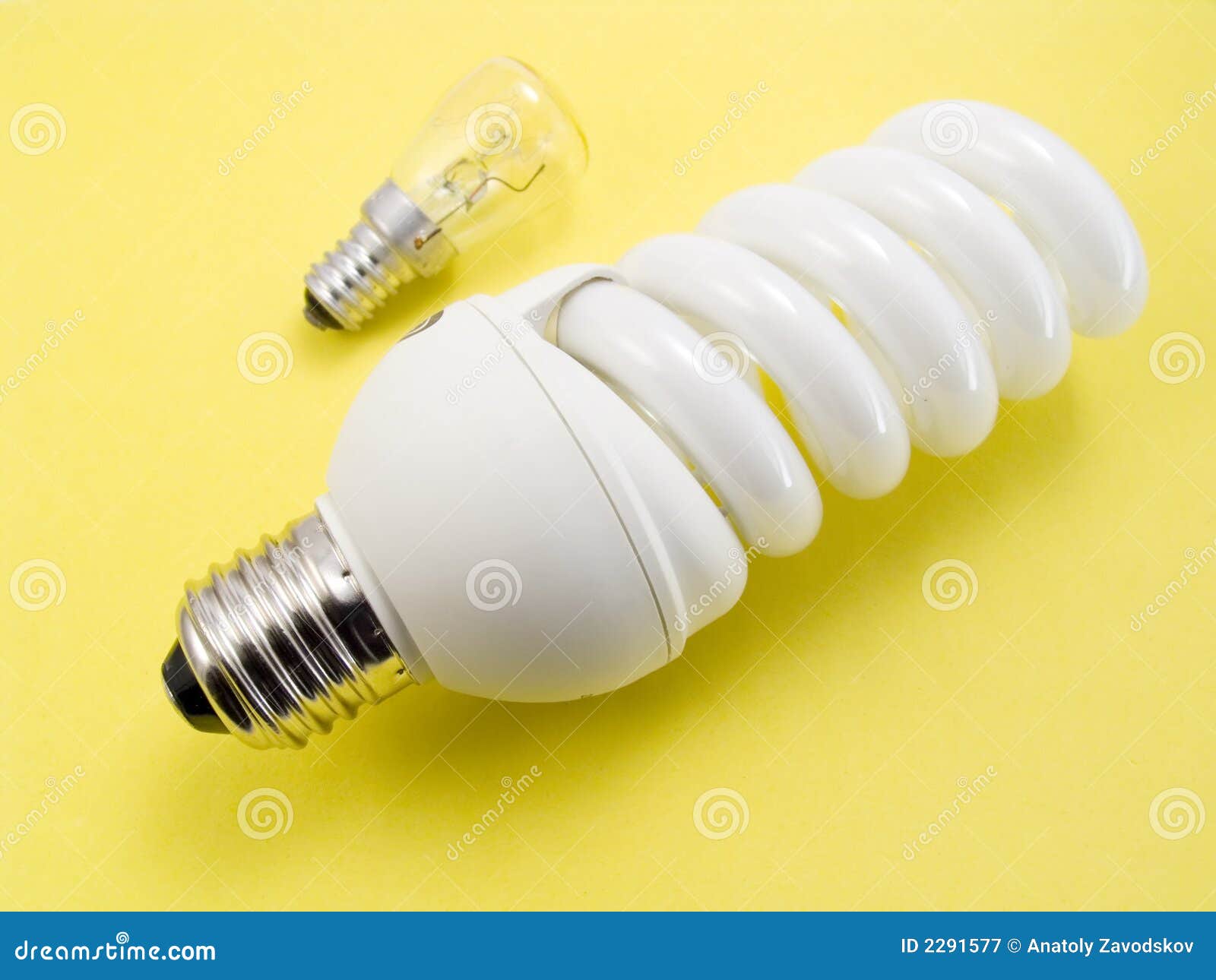 Bulbo eléctrico imagen de archivo. Imagen de cableado - 2291577