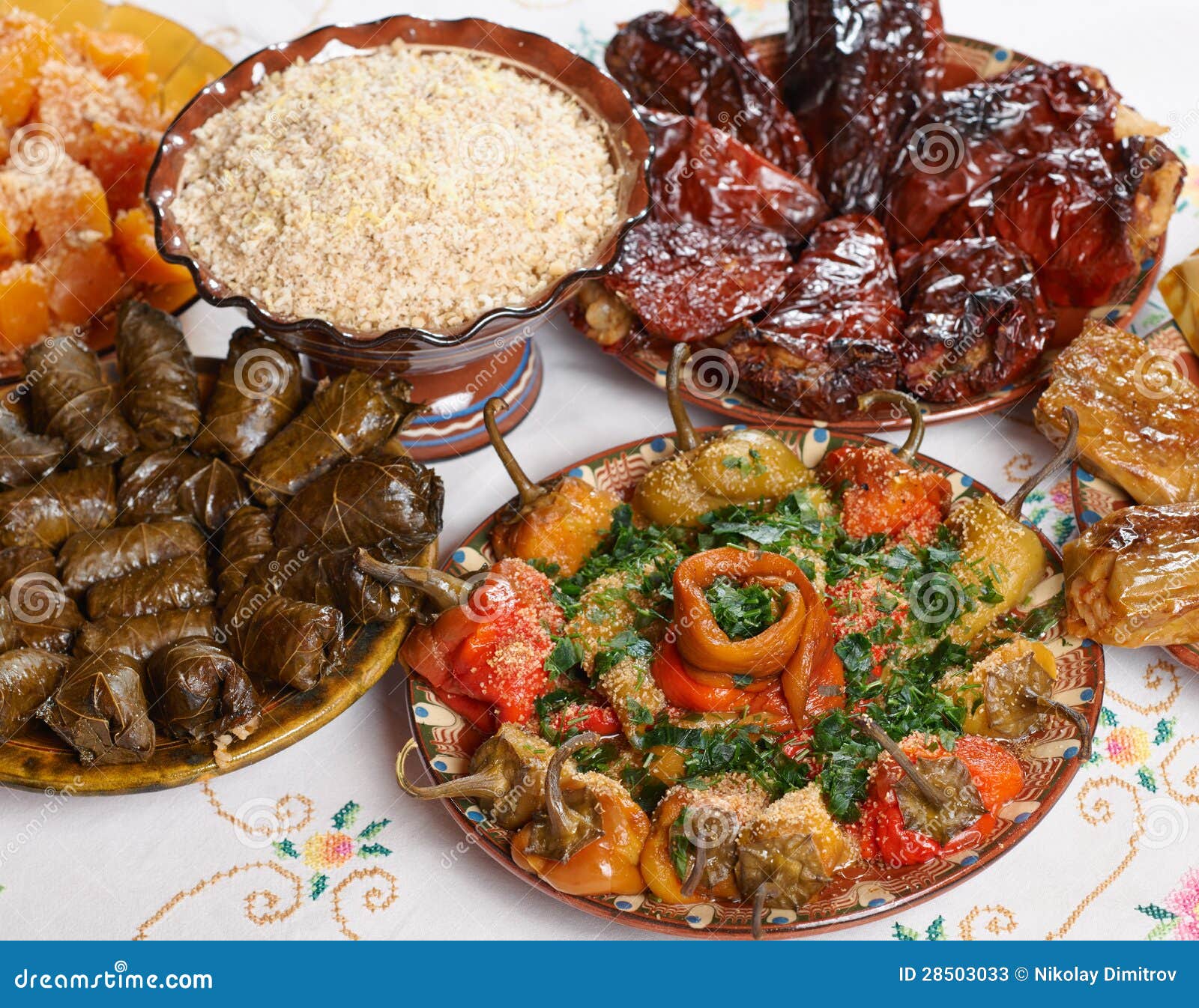 Bulgarisk julmat fotografering för bildbyråer. Bild av tjuren - 28503033