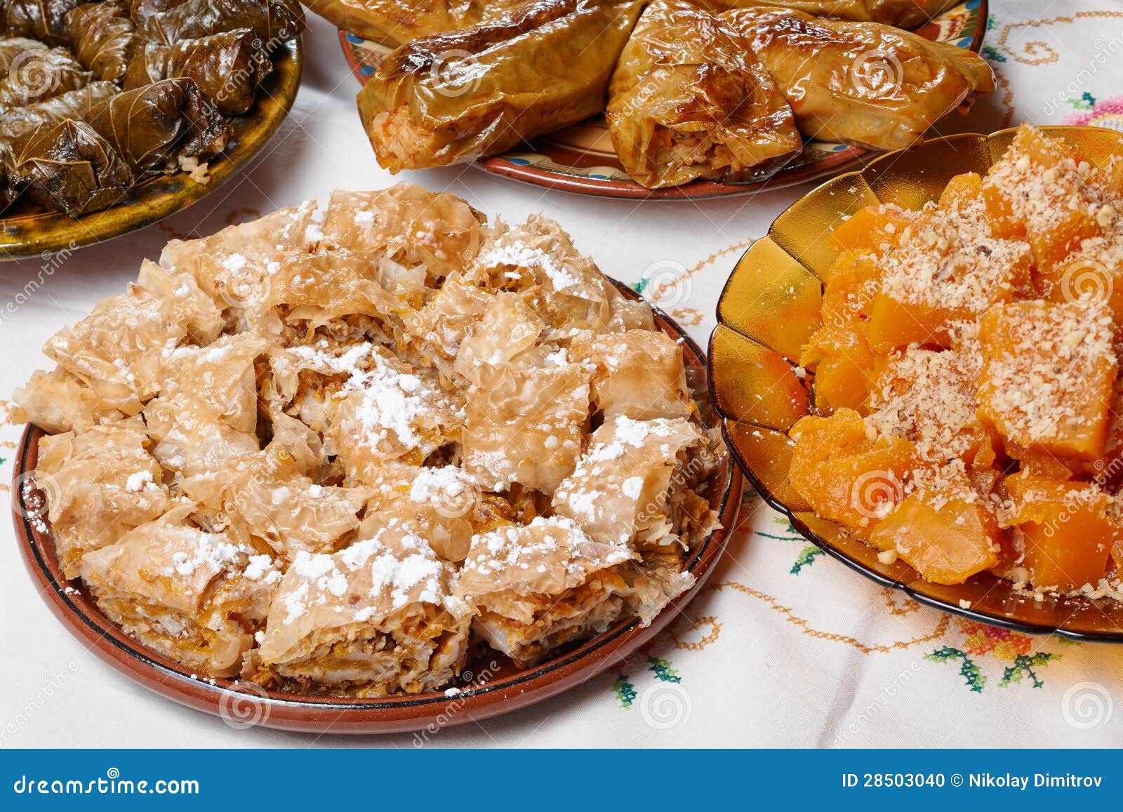 Bulgarisk julmat arkivfoto. Bild av tjuren, vegetarisk - 28503040