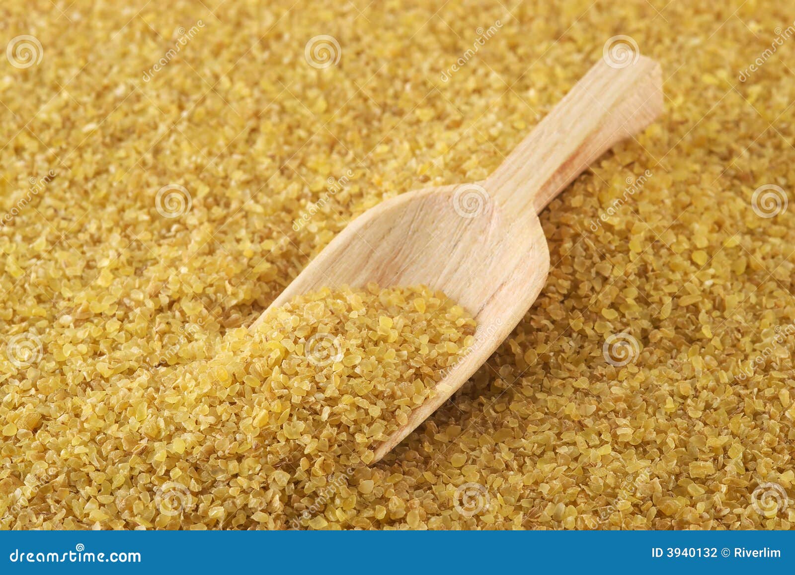 Bulgur (cracked wheat) stock photo. Image of vegetarian - 3940132