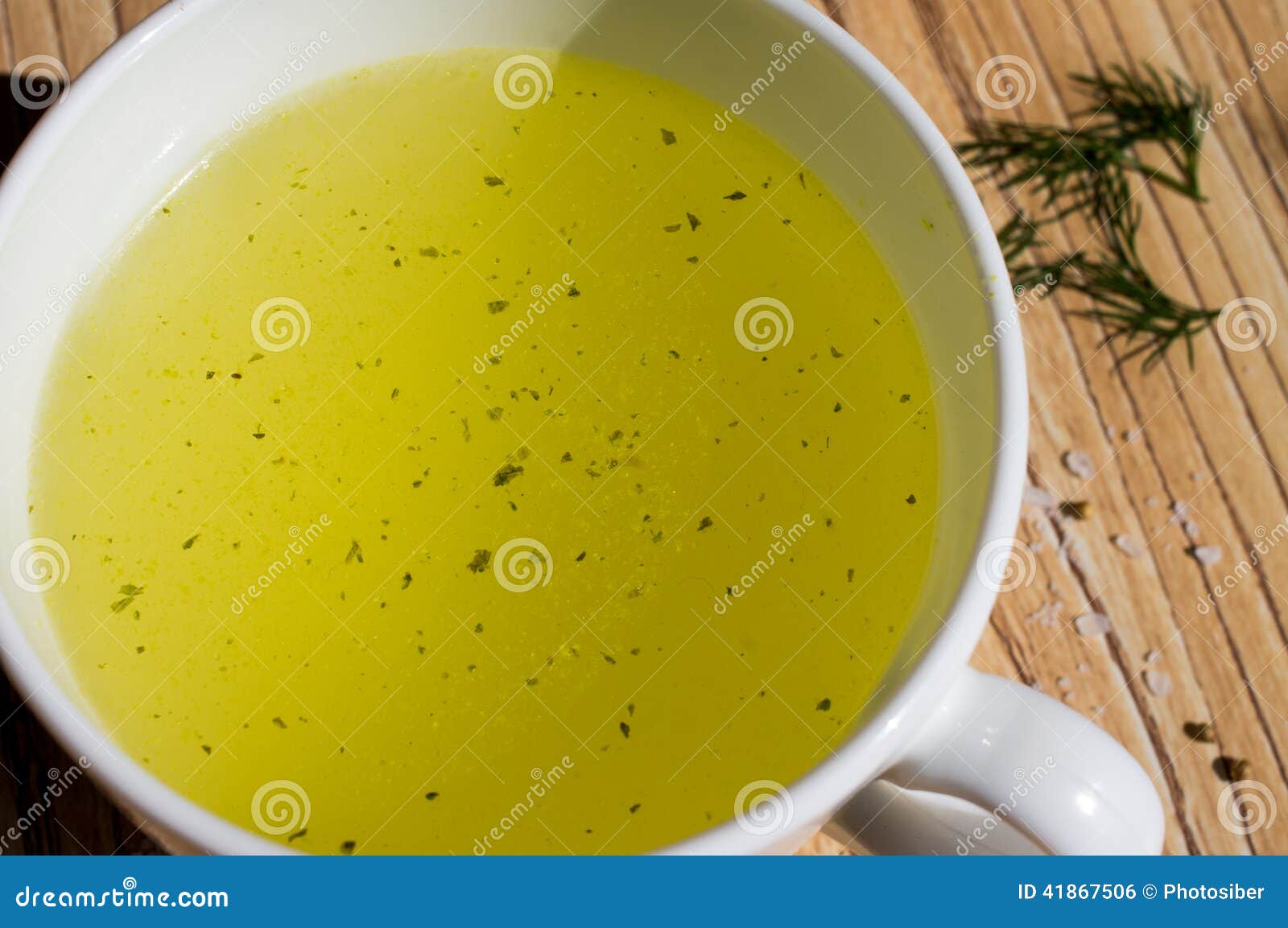 Buljong Buljong, Klar Soppa Arkivfoto - Bild av guld, lunch: 41867506