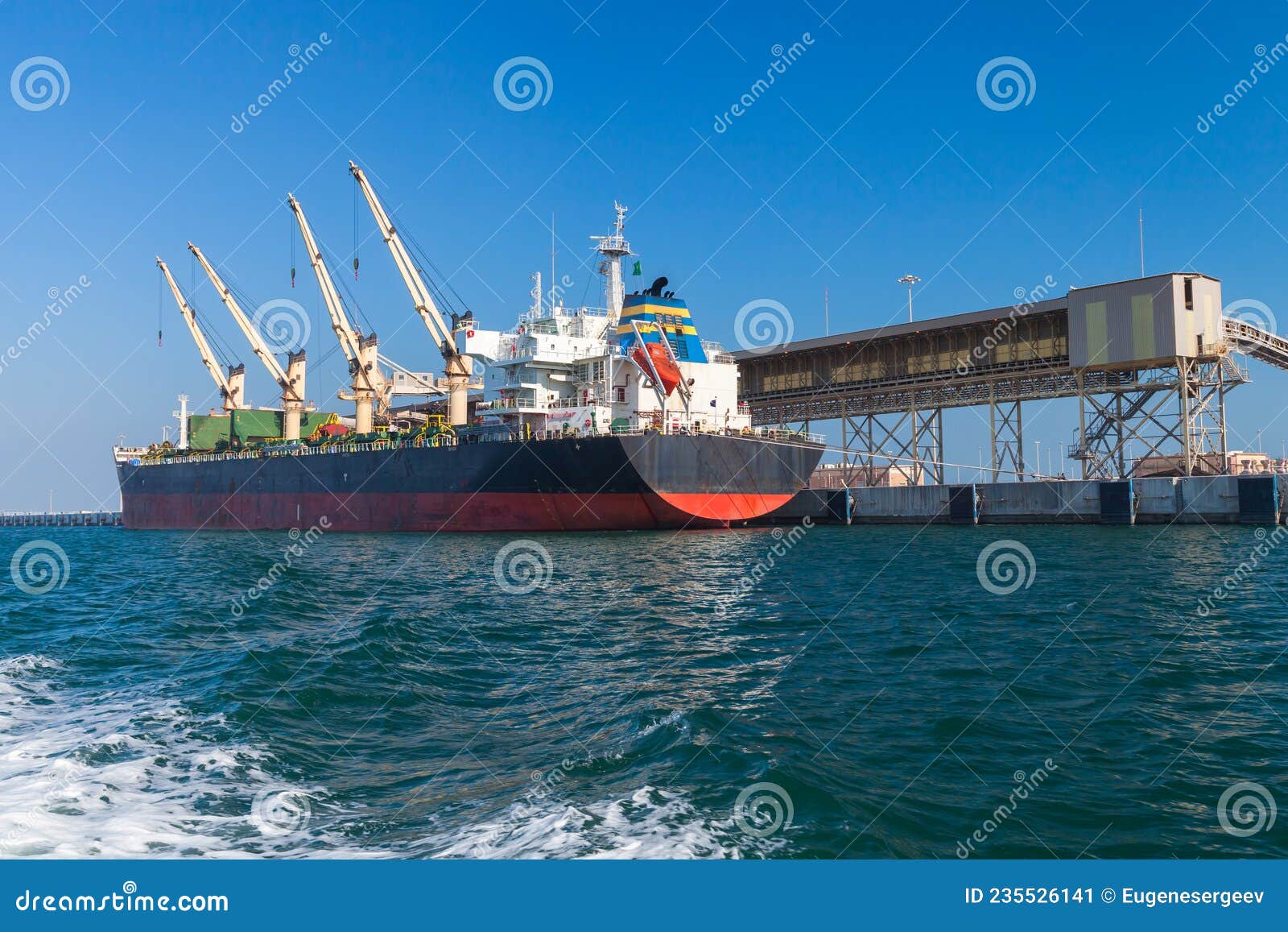 Bulk Carrier, Cargo Ship is Loading in Port Stock Image - Image of ...