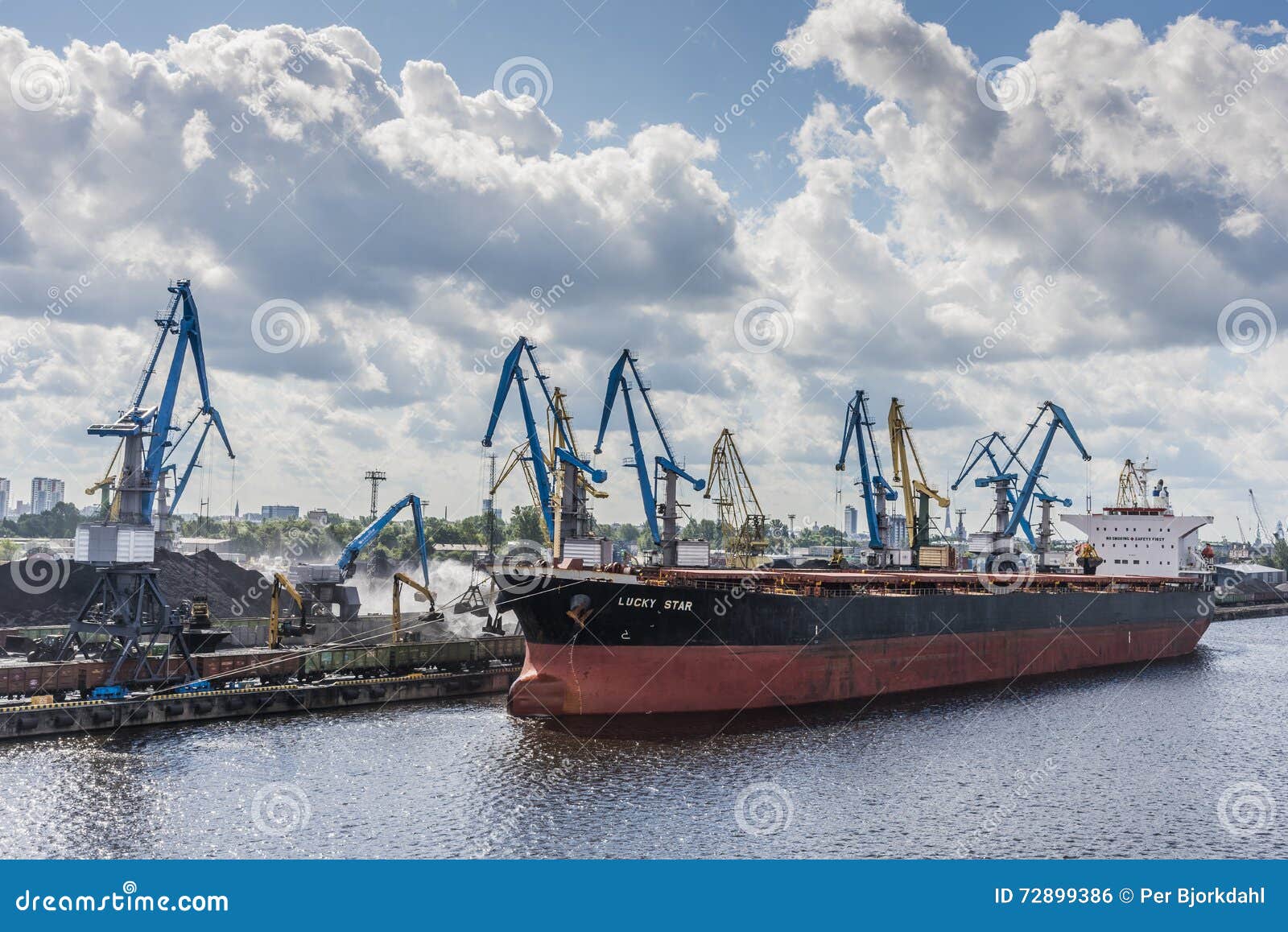 Bulk Carrier Ship Loading Coal Riga Editorial Photo - Image of moored ...