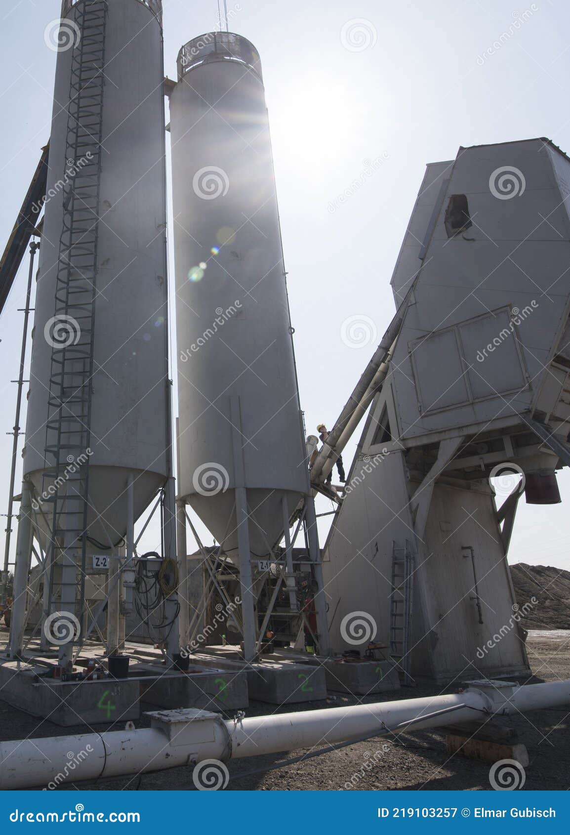 A Bulk Material Silo for Storing Sand Stock Image - Image of branch ...