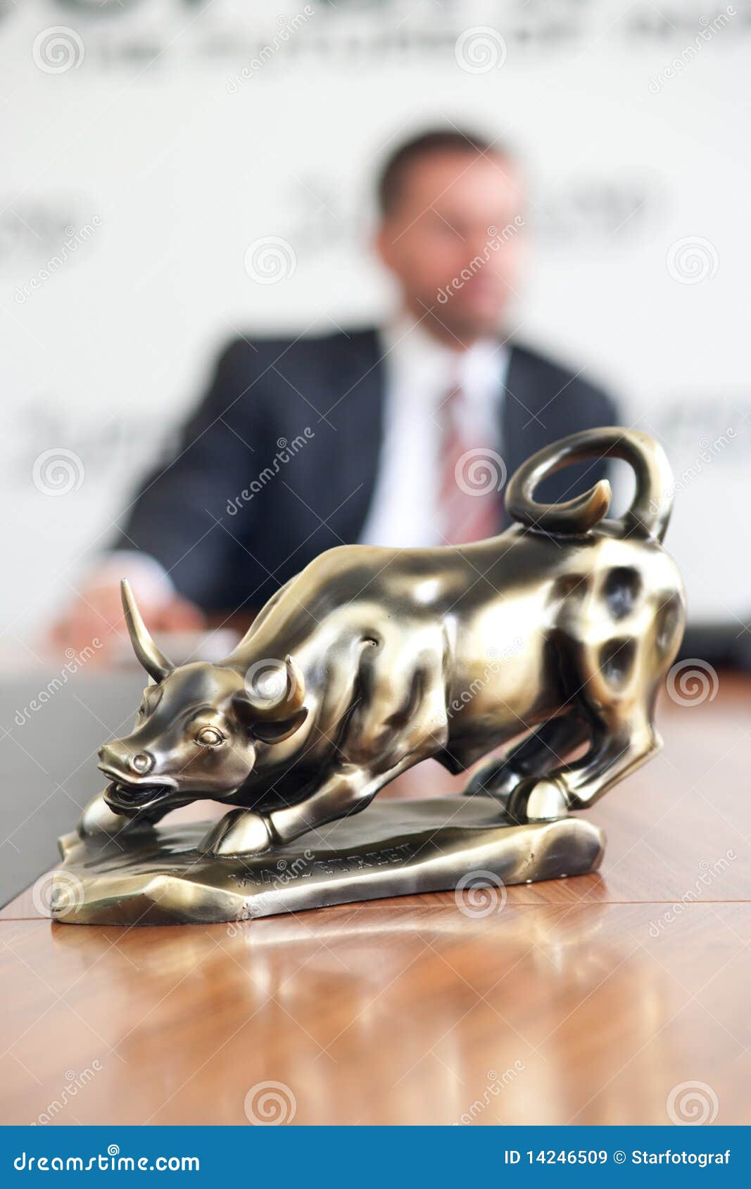 Taurus Statue Royalty-Free Stock Photo | CartoonDealer.com #13491939